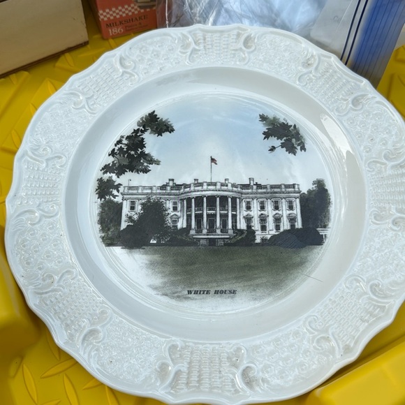 Delano Studios | Accents | 96 White House Plate Gorgeous By Delano ...